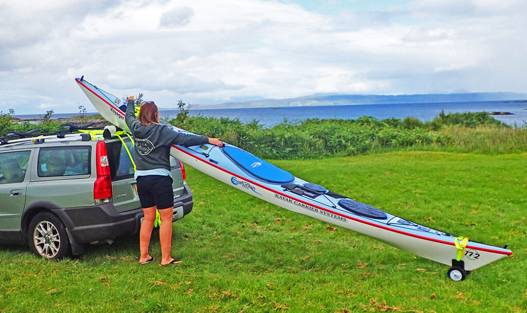 ECO FRIENDLY 150 V CRADLES plus ASSISTED LOADING SYSTEM - Kayak Carrier ...